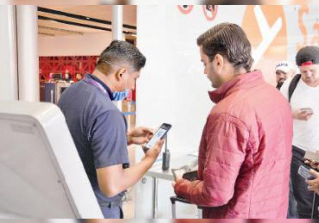 Previenen riesgos con filtros sanitarios en el aeropuerto y la Central ...