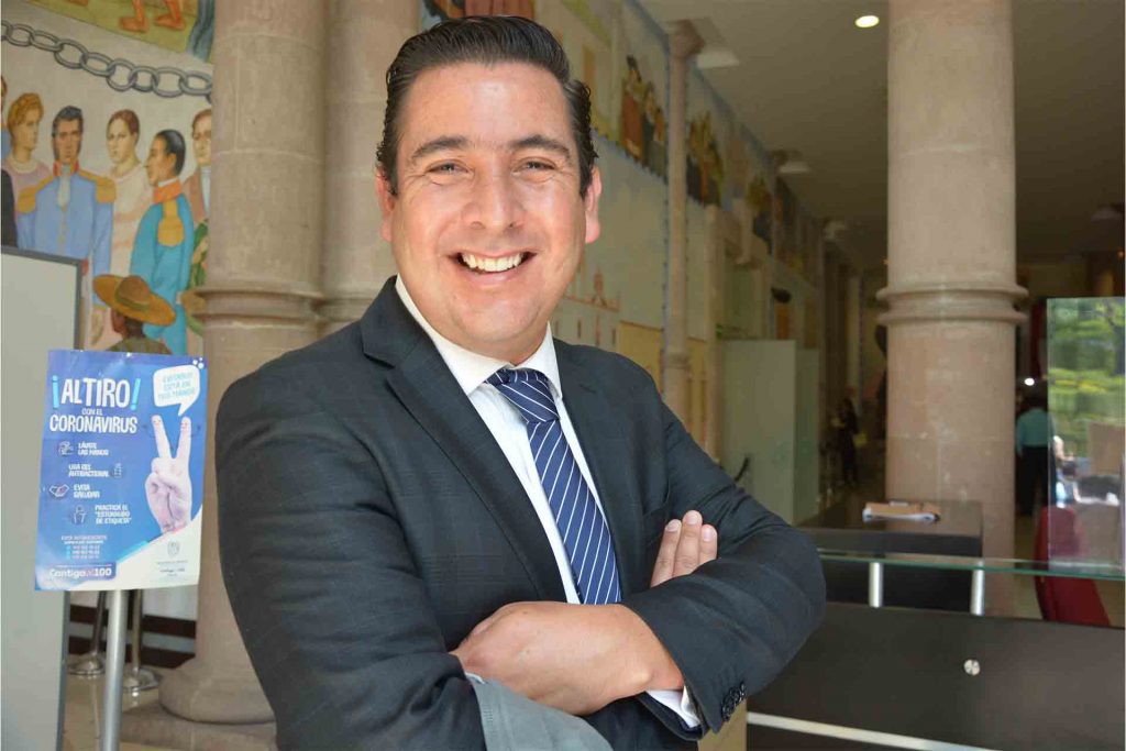 'Pensionados piden apoyos extraordinarios' dice Gustavo Báez