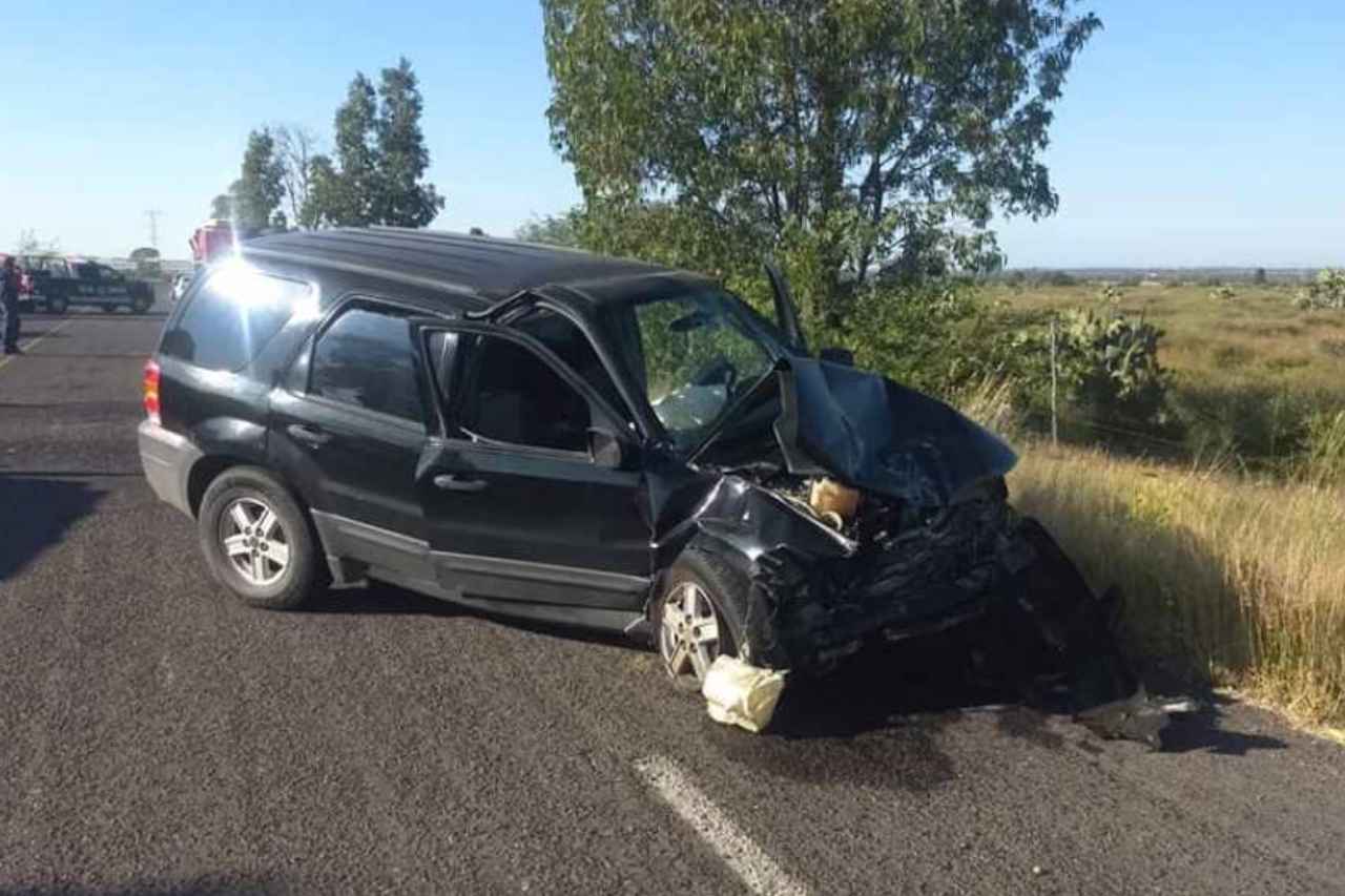 Una mujer falleció y dos personas más resultaron lesionadas en un ...