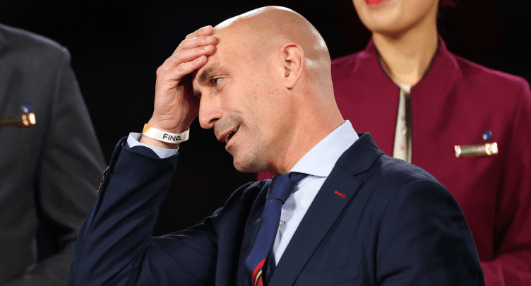 Luis Rubiales Anunció De Forma Oficial Su Salida De La RFEF | Periodico ...