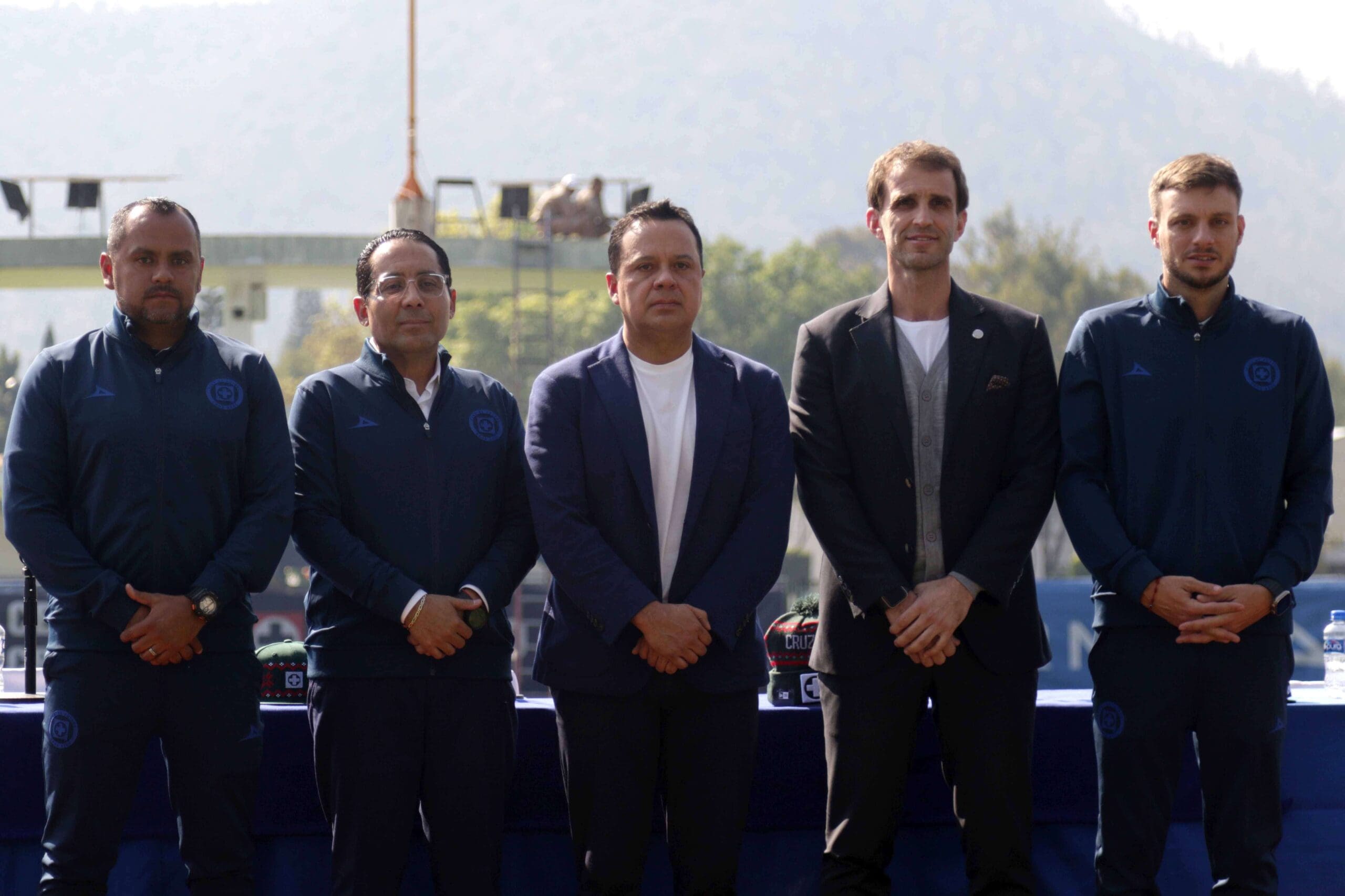 Cruz Azul presenta su nuevo proyecto deportivo para el Clausura 2024 ...