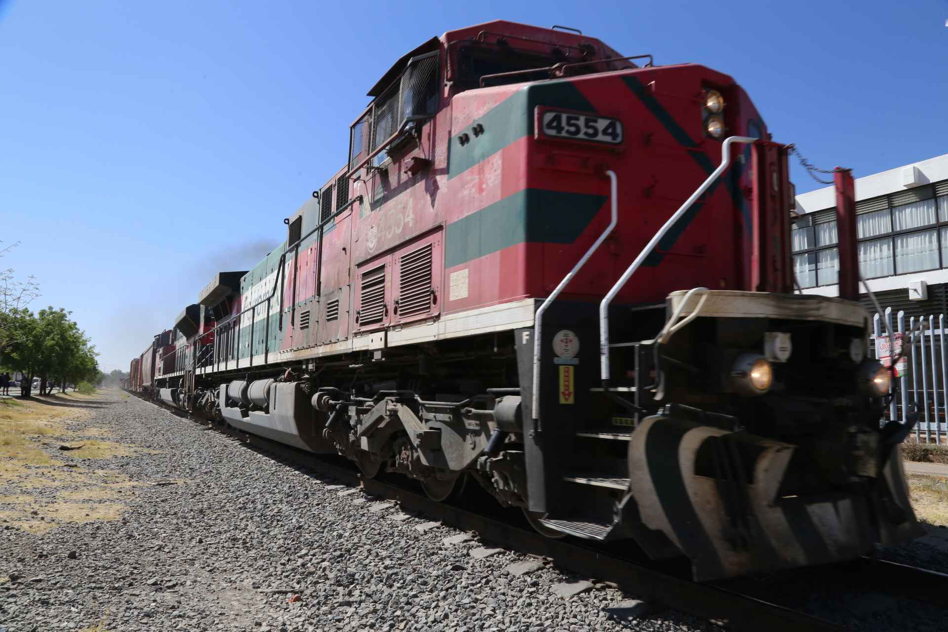 Sindicato Ferrocarrilero amenaza con parar trenes si la seguridad no mejora – Periodico ...