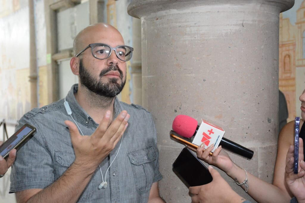 Toman En Cuenta A La Comunidad LGBT+, Pero En Posiciones Inalcanzables ...