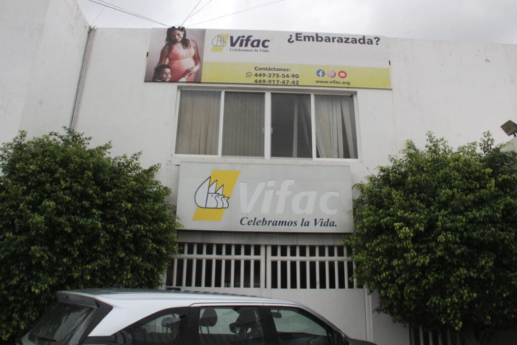 ‘VIFAC no quita ni da bebés en adopción’ | Periodico Hidrocalido Digital