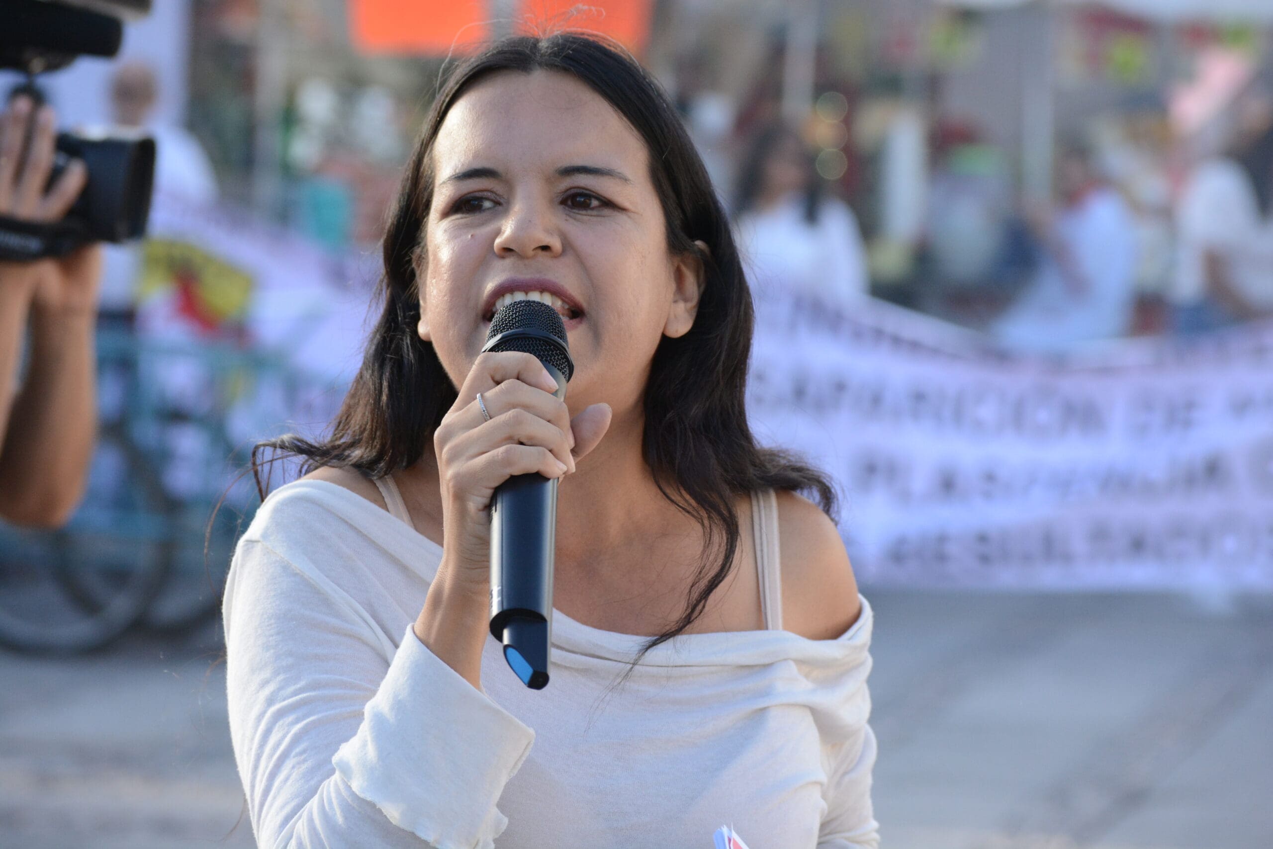 Piden integrantes del Colectivo Maverick destituir a Violeta Sabás ...